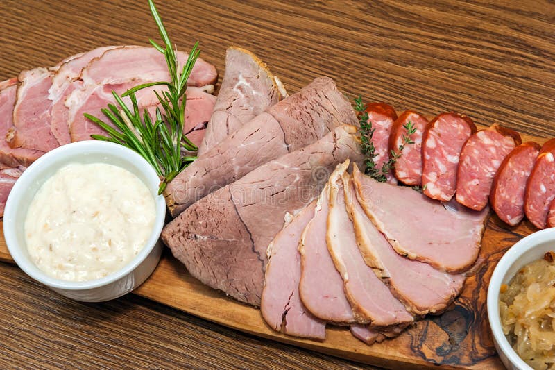 Viande Fum?e. Lard Savoureux Photo stock - Image du cuisinier, viande ...