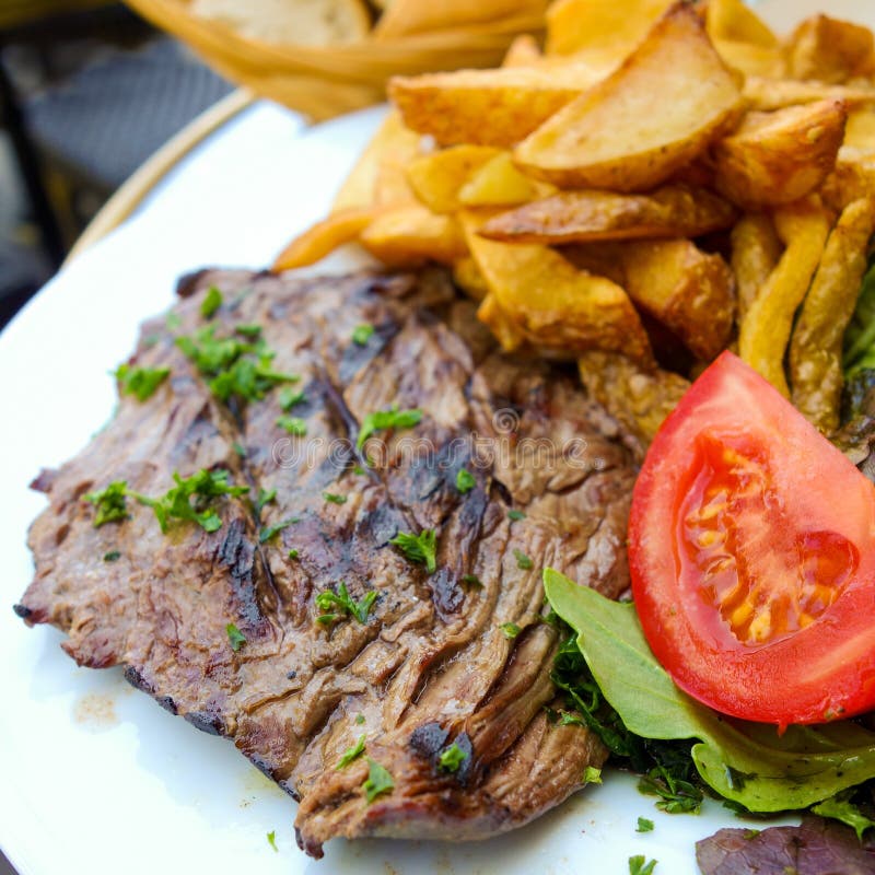 Viande Juteuse De Boeuf De Bifteck Image stock - Image du régime, santé ...