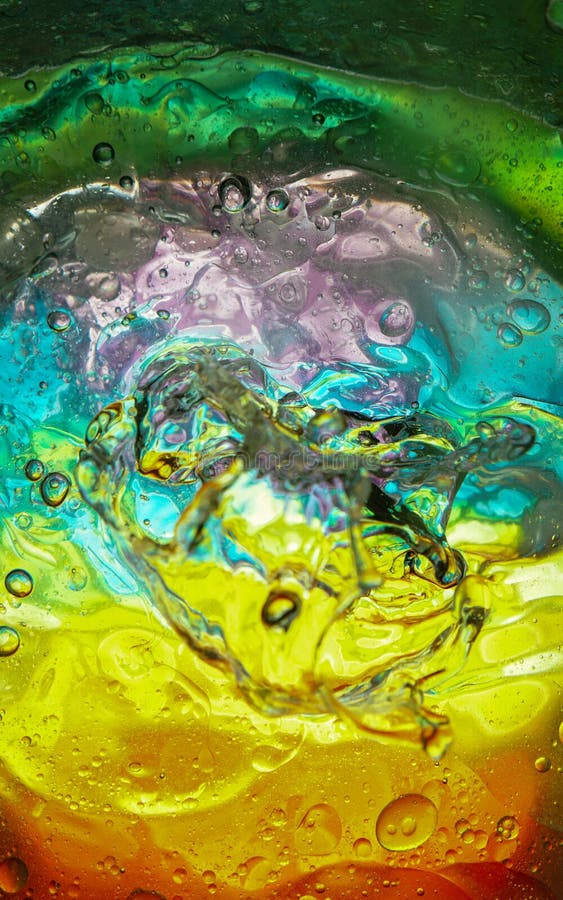 Vibrant Abstract Liquid Art Water Splash with Multicolor Light ...