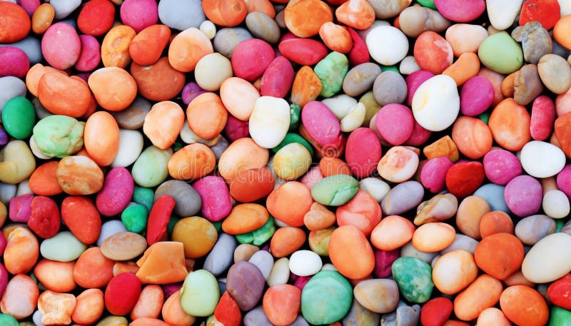 This Vibrant Arrangement of Stones Creates a Visually Captivating ...