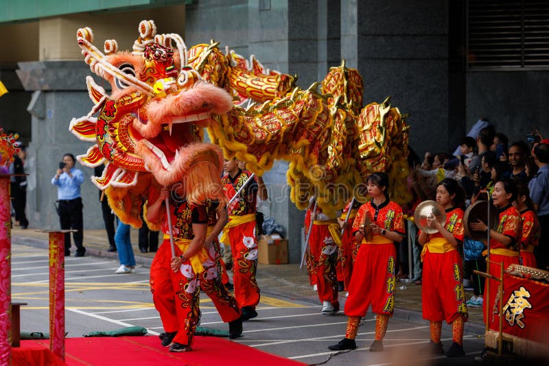Chinese Lion Dance Performance in Cultural Celebration Editorial ...