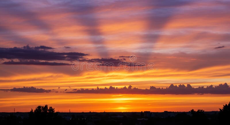 Vibrant Sunset Landscape with Crepuscular Rays Stock Illustration ...