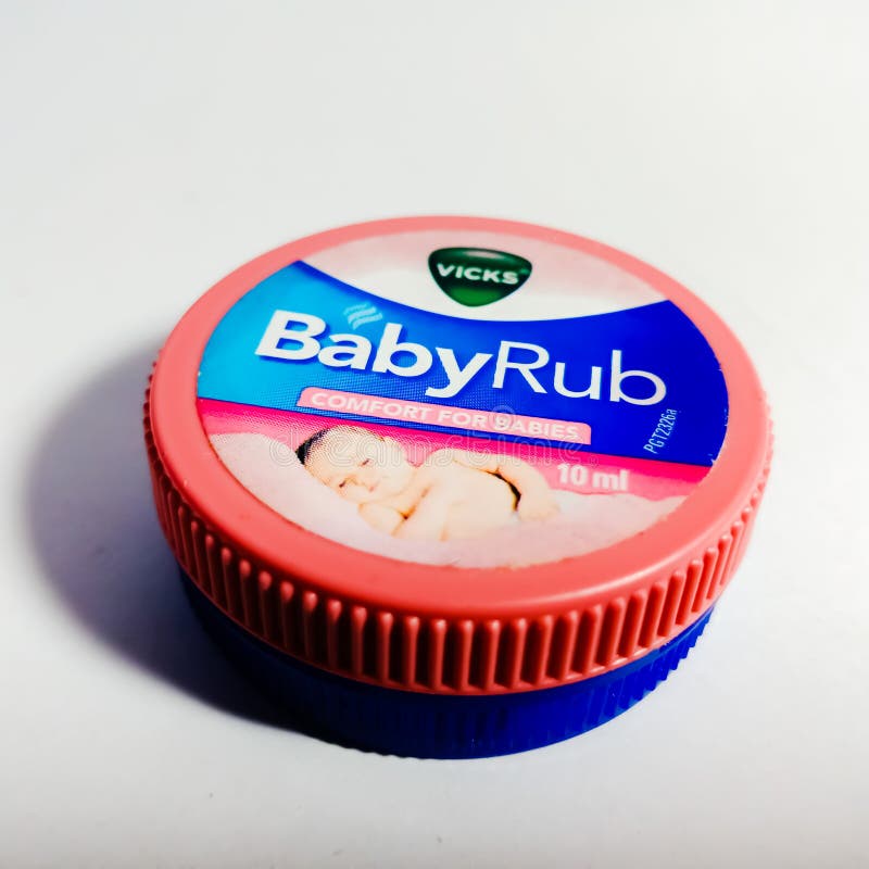 Vicks Baby Rub Box Apresentado Isolado Em Fundo Branco Em Dec 2019 Foto ...
