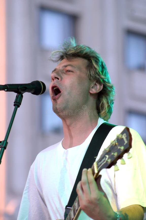 Victor Solomon editorial photo. Image of vocal, showman - 28232431