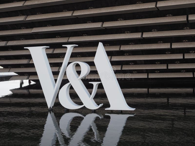 Victoria and Albert Museum in Dundee Editorial Photography - Image of ...