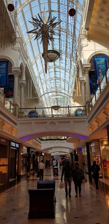 Victoria Mall editorial image. Image of town, victoria - 139873555