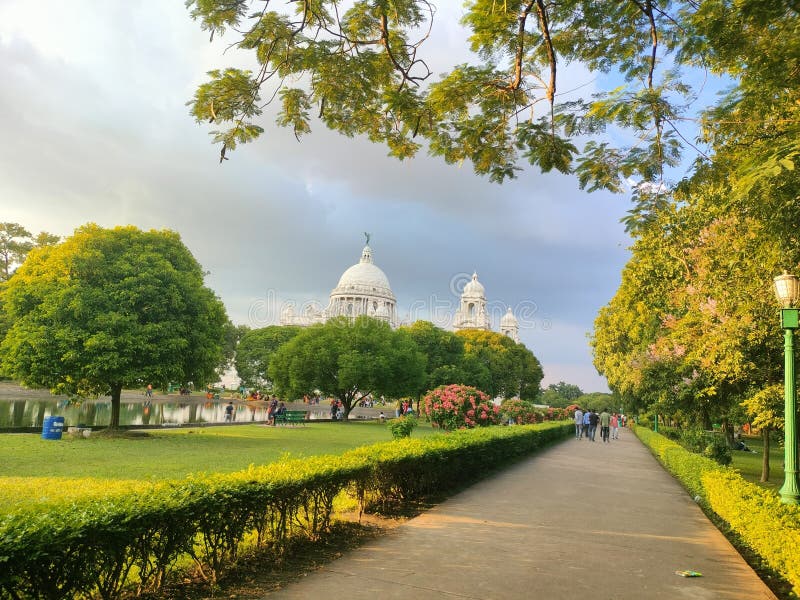 Victoria Memorial in Kolkata India Stock Image - Image of garden, grass ...