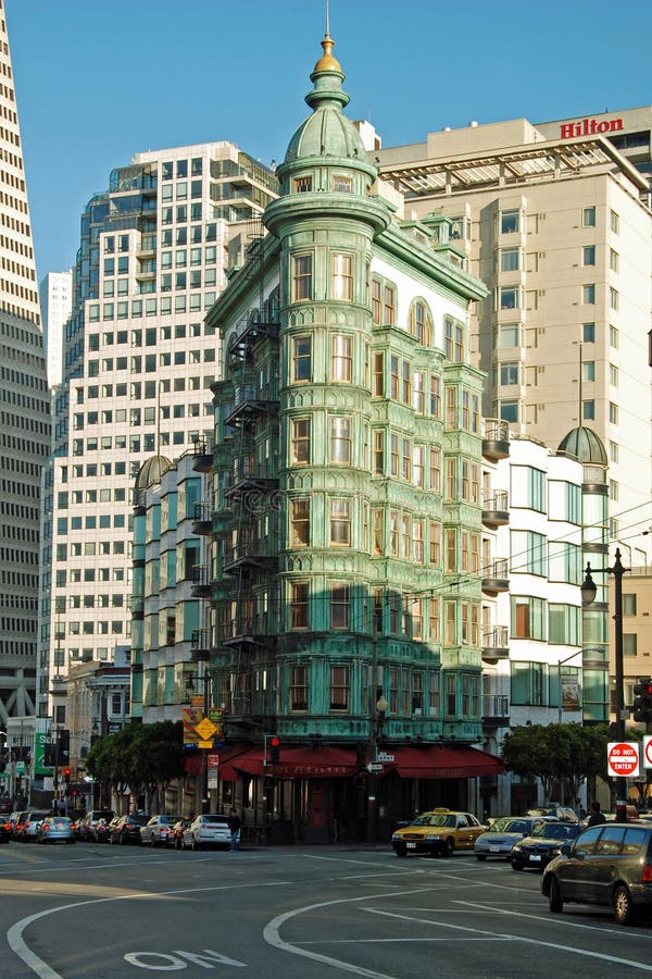 530+ Victorian building Free Stock Photos - StockFreeImages