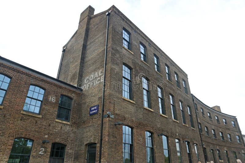 Victorian Historic Warehouse in London Stock Image - Image of steel ...