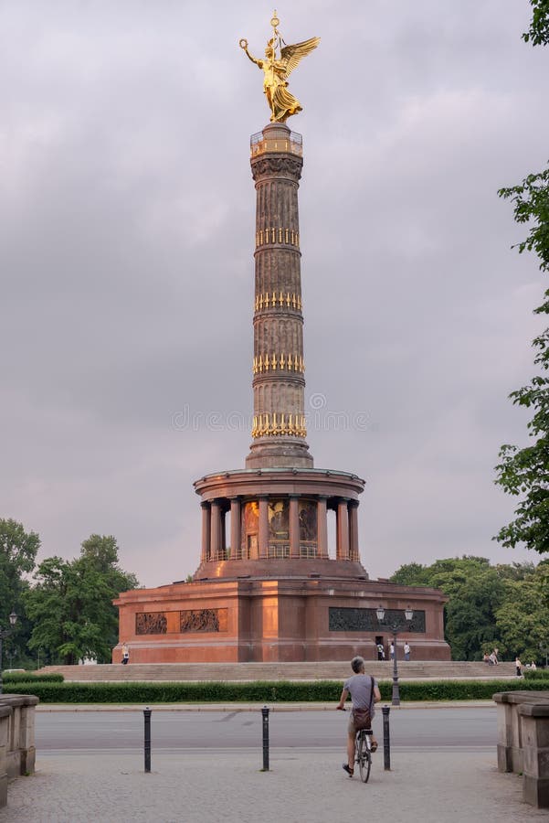 Victory Column, Berlin editorial image. Image of light - 73613020