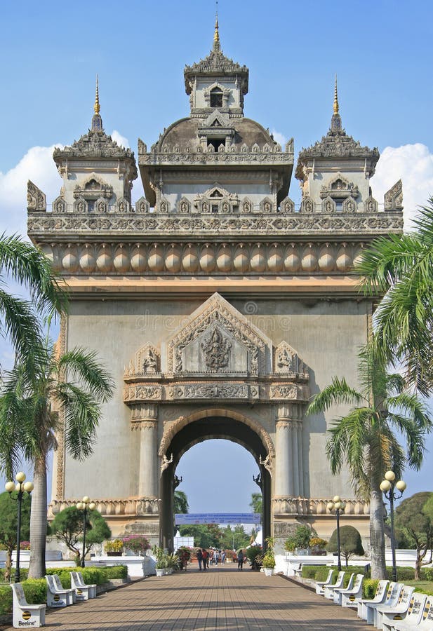 The Victory Gate in Vientiane Editorial Photography - Image of east ...