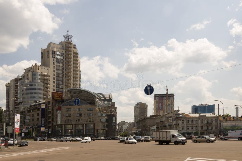 Victory Square in Kiev. Summer Editorial Image - Image of multi ...