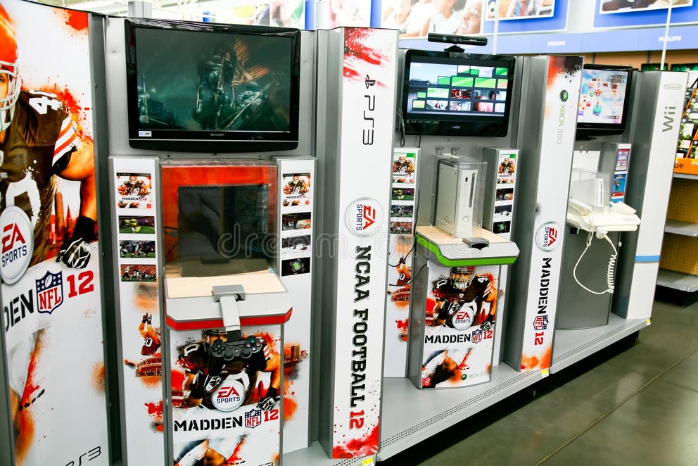 Video Game Displays editorial photography. Image of toys - 21210027