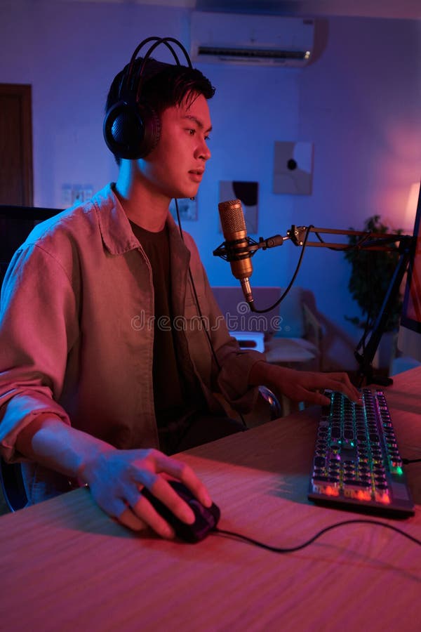 Videoblogger Playing on Computer Stock Image - Image of expertise ...