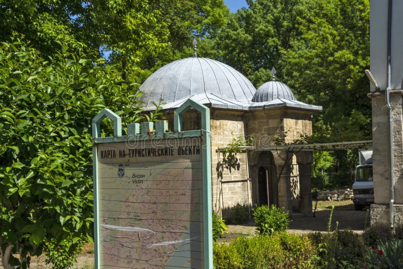Osman Pazvantoglu Mosque in Vidin, Bulgaria Editorial Stock Photo ...