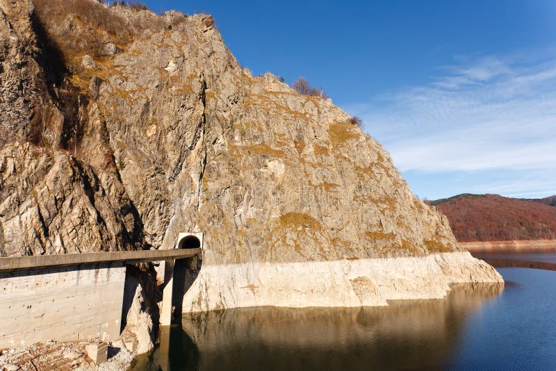 Vidraru Lake in Romania stock photo. Image of scenic - 16983354