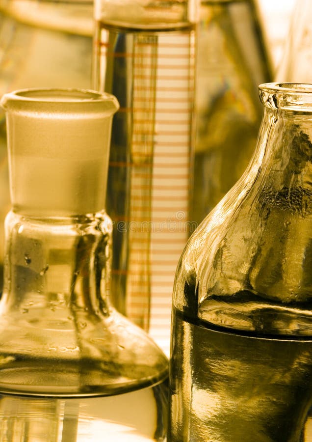 Vidrio imagen de archivo. Imagen de agua, cristales, etiqueta - 1882749