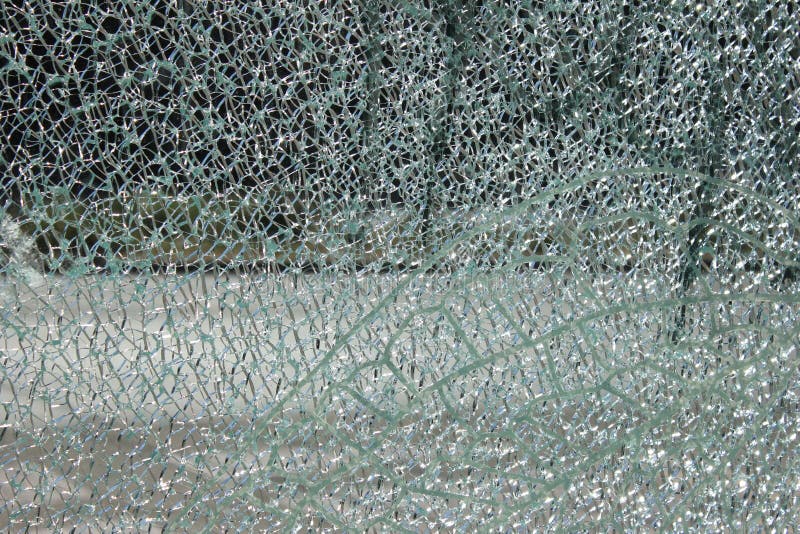 Vidrio rajado y laminado foto de archivo. Imagen de roto - 257907282