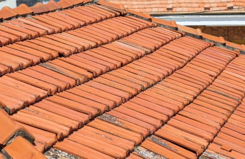Tuiles d'argile de toit image stock. Image du extérieur - 36285249