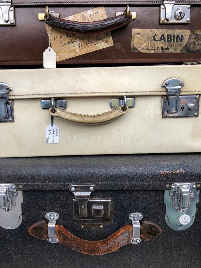 Valises D'époque En Noir Et Blanc Photographie éditorial - Image du ...