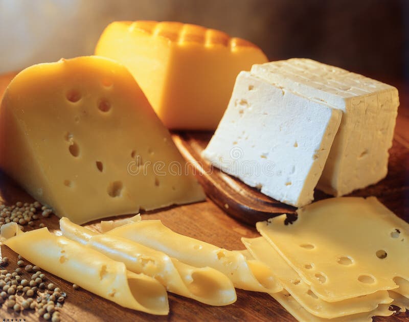 Vielzahl der Käse. stockbild. Bild von nahrung, holz, büfett - 9758697