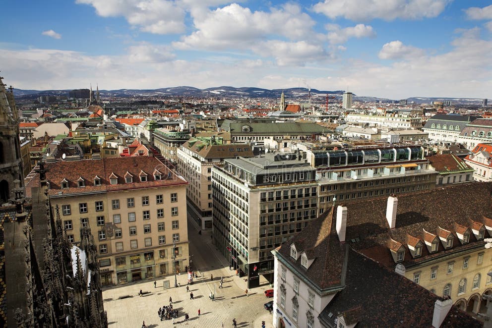 Viena #63 foto de archivo. Imagen de viejo, rejillas, edificio - 826212