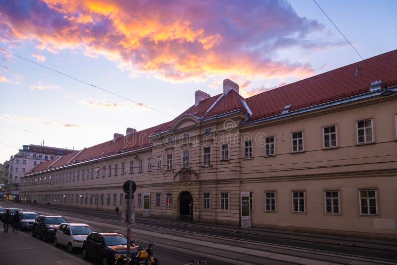 VIENNA, AUSTRIA - JULY 09, 2021: Exterior View of the University of ...