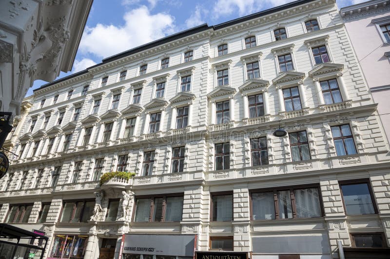 Beautiful Buildings on the Streets of Vienna Editorial Image - Image of ...