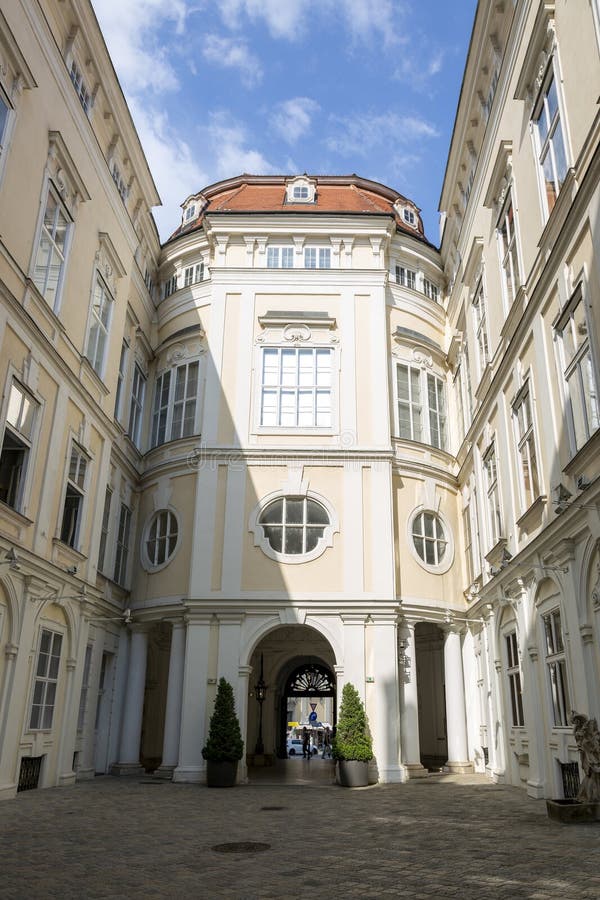 Beautiful Buildings on the Streets of Vienna Editorial Image - Image of ...