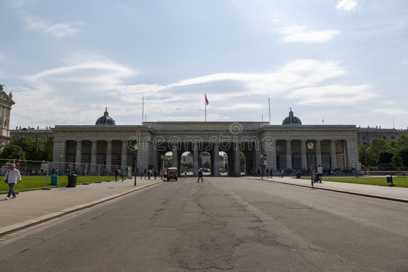 Outer Castle Gate on Heldenplatz Square in Vienna Editorial Photo ...