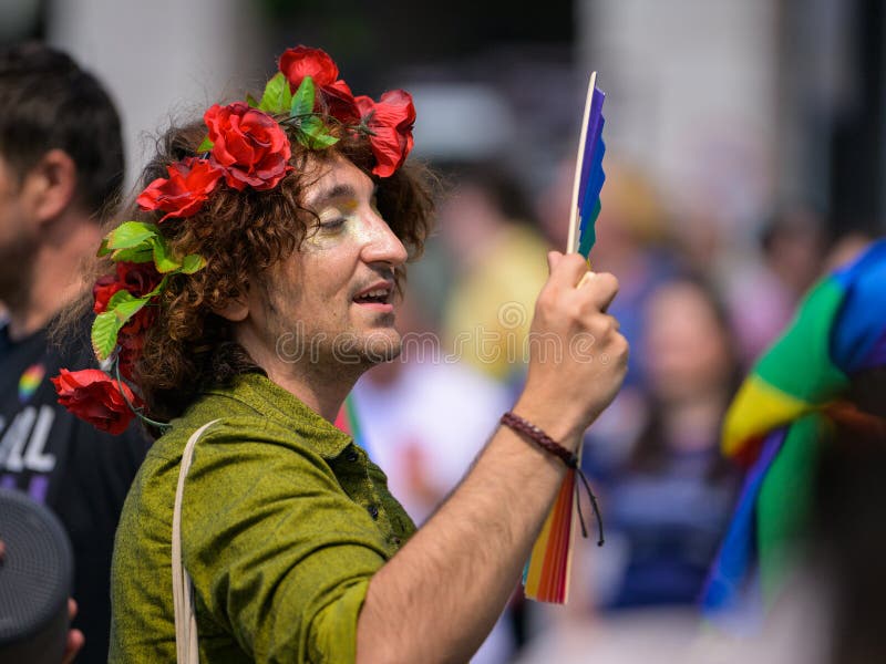 People at Vienna Pride on Wiener Ringstrasse Editorial Stock Photo ...