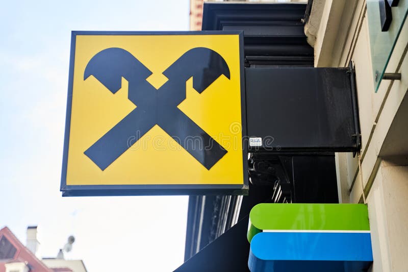 VIENNA, AUSTRIA - 10.10.2022: a Service Sign that Features a ...