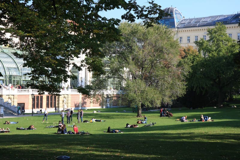 Vienna editorial stock image. Image of buildings, attraction - 53335239