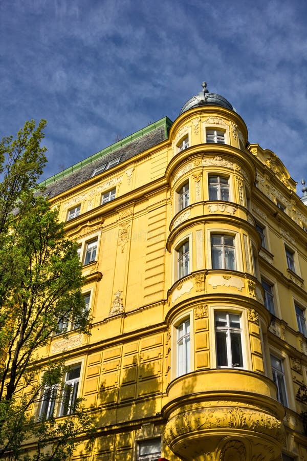 Vienna Buildings Architecture Stock Image - Image of block, round: 44235465