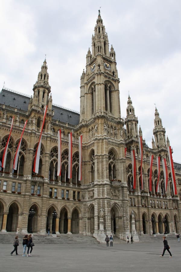 Vienna city hall editorial photography. Image of hall - 57001787