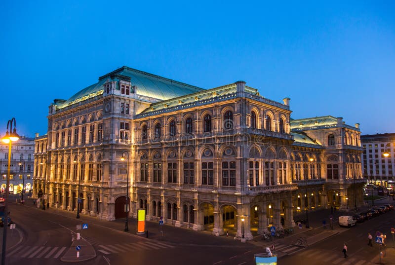 Manaus Opera House stock image. Image of theatre, saloon - 28125617