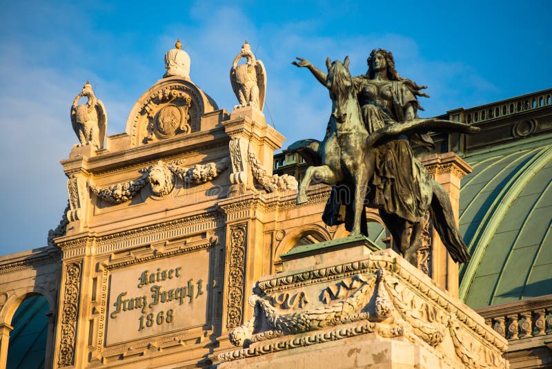 Vienna State Opera editorial photography. Image of exterior - 170388142