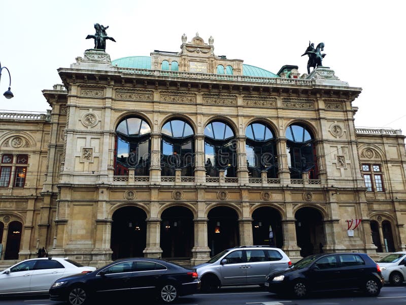 Vienna State Opera House Staatsoper Editorial Image - Image of central ...