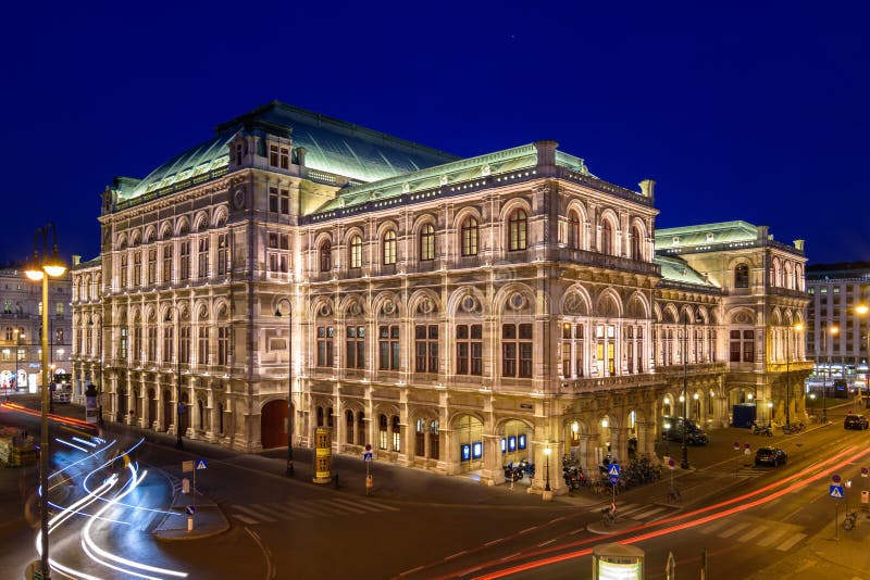 Vienna State Opera stock image. Image of vienna, austria - 135848297
