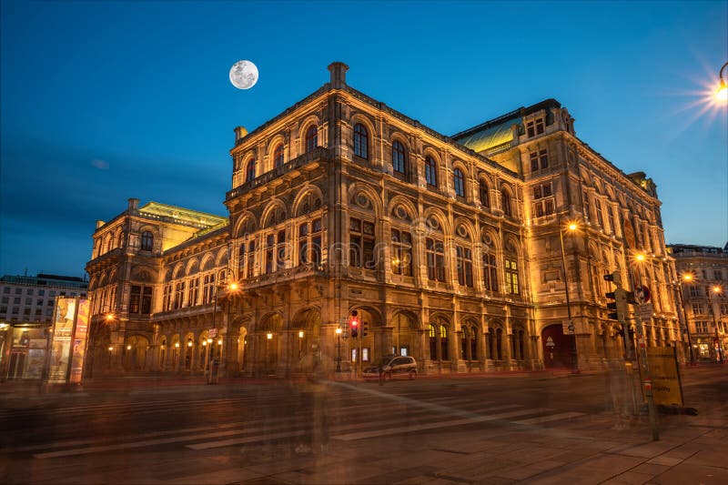 Vienna State Opera at Night Editorial Photography - Image of exposure ...