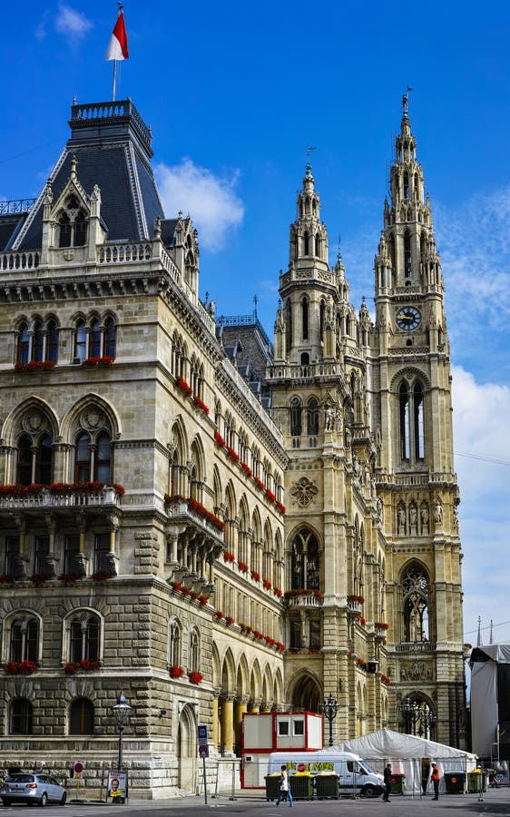Vienna town hall editorial photo. Image of vacation, rathaus - 61629336