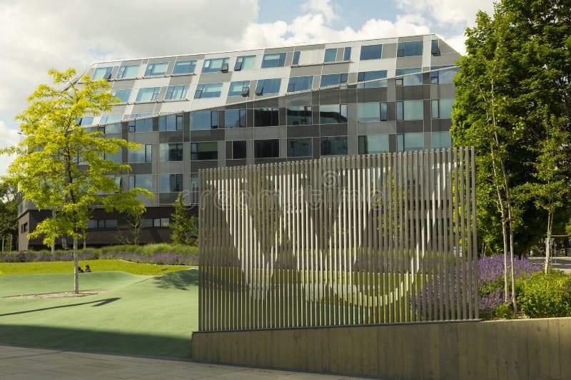 Vienna University campus editorial photo. Image of degree - 93395006