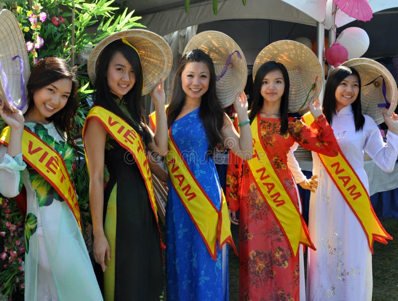 Vietnamese Models editorial photography. Image of happy - 26285417