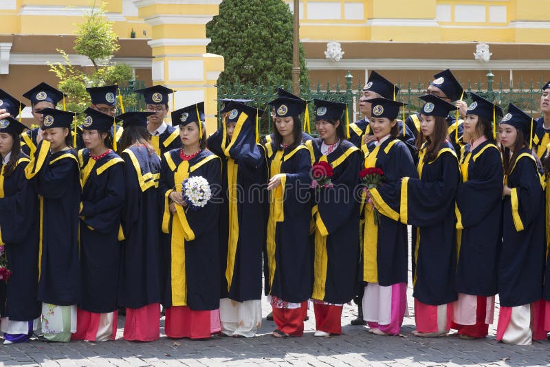 Vietnamese students editorial photography. Image of unversity - 69606067