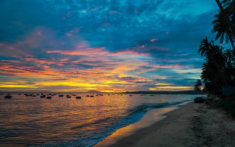 Vietnamese sunset stock image. Image of mountain, relaxation - 97755595