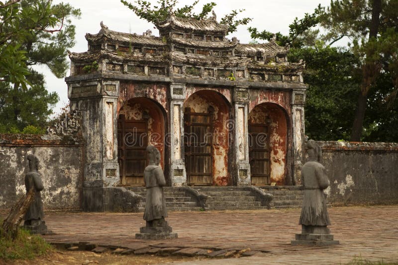 Vietnamese Temple Gate stock image. Image of statue, asia - 30674435