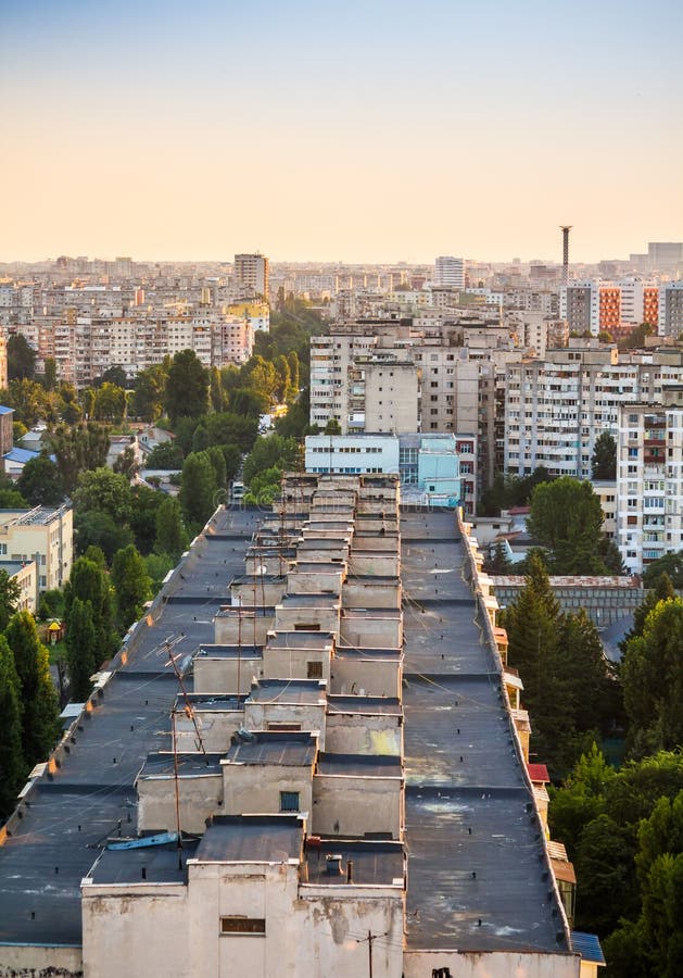Vieux blocs photo stock. Image du entreprise, véhicules - 28606098