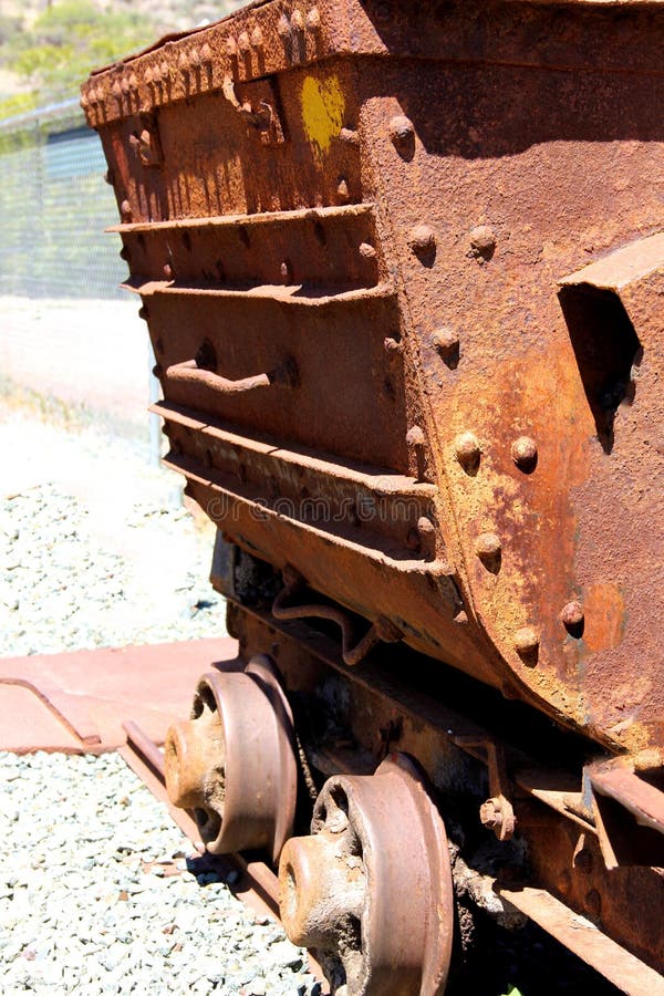 Chariot De Mine Dans Une Ancienne Mine De Charbon à Essen Allemagne ...