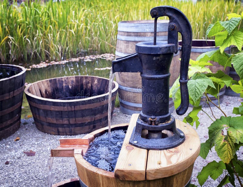 Vieux puits photo stock. Image du groundwater, puits - 38942510