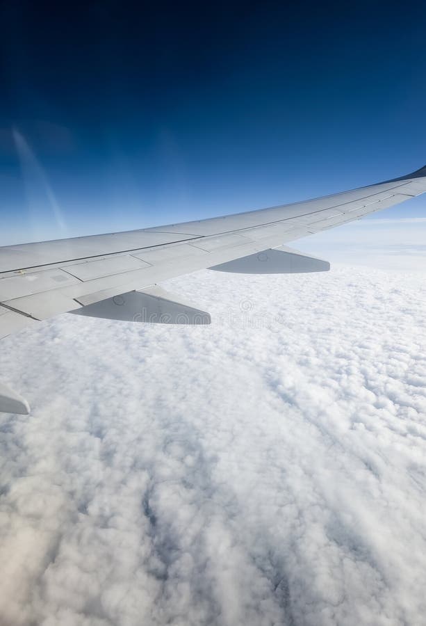 View of Airplane Wing Mid Flight Stock Photo - Image of wing, sketch ...